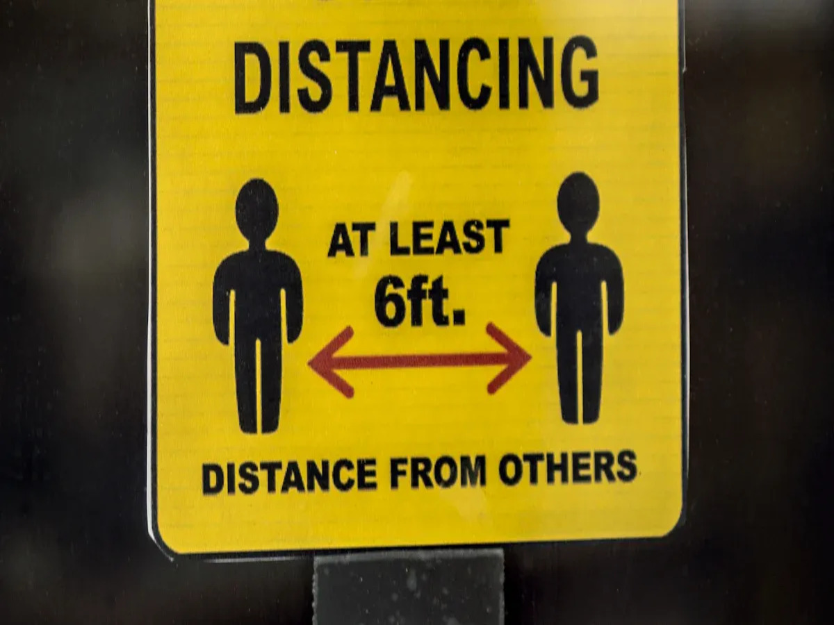 Comparing Safety Signs for Sale: Aluminum vs Plastic vs Magnetic