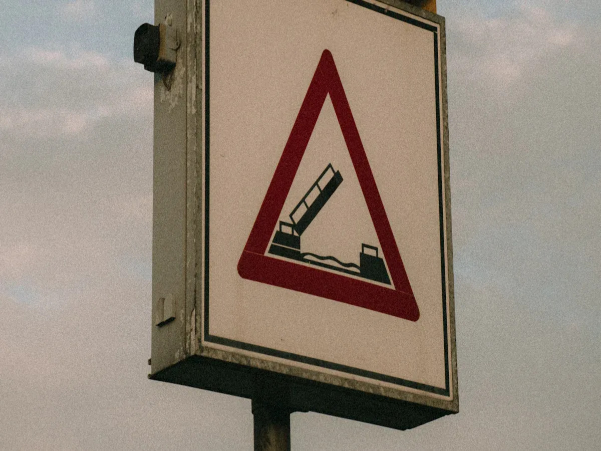 The Hidden Dangers of Obscured Traffic Control Signs on UK Road