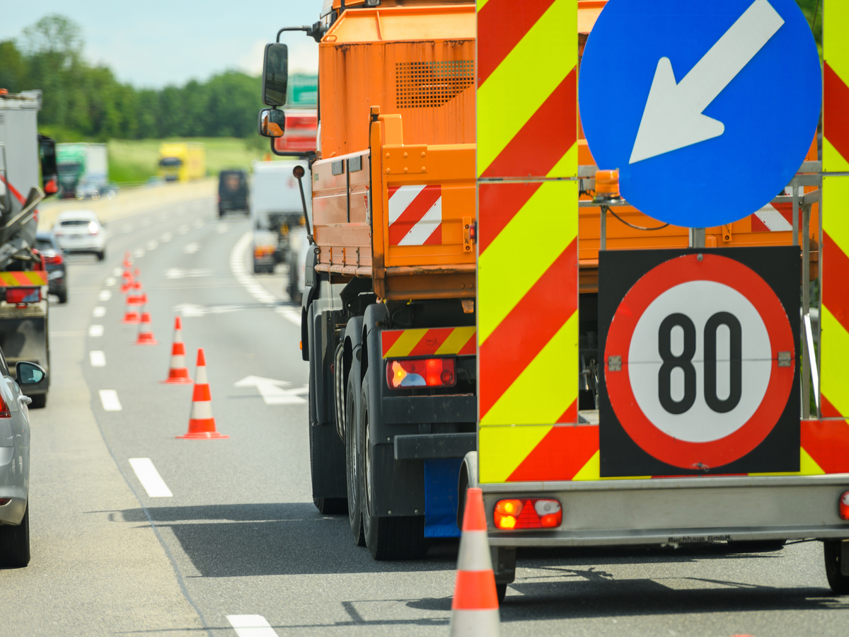 OPTRAFFIC’s Bulk Buy Traffic Cones Solutions for traffic company