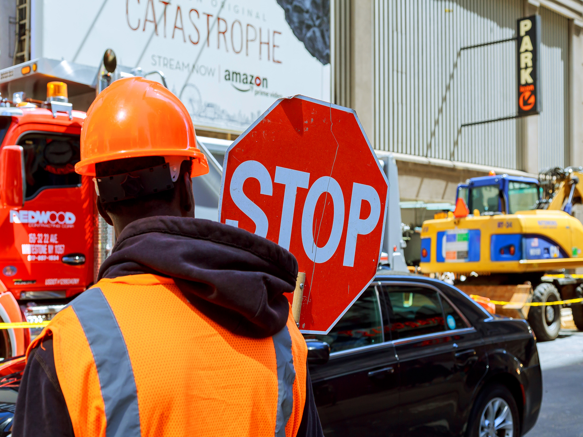 How Much Does a Roadway Sign Cost? Road Sign Prices Factors