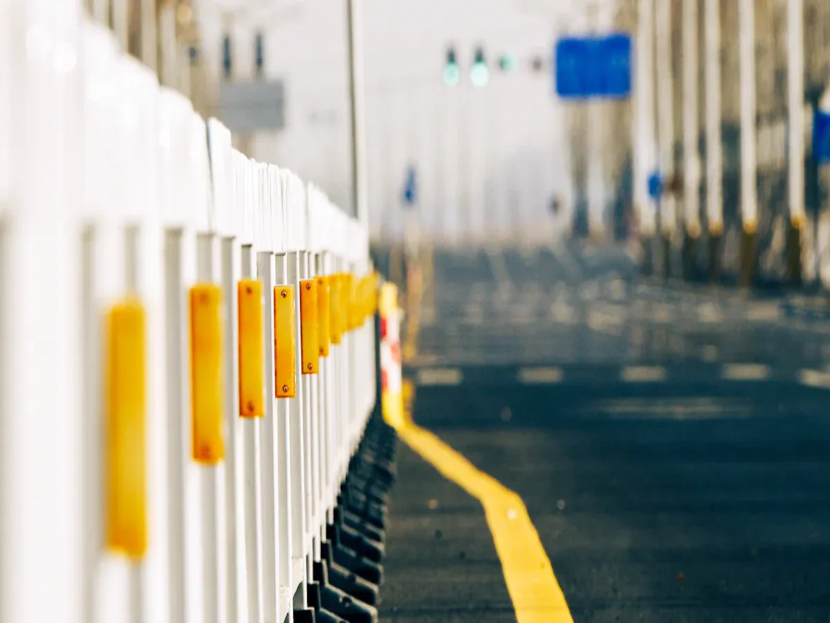 Pedestrian Railings vs. Traffic Bollards