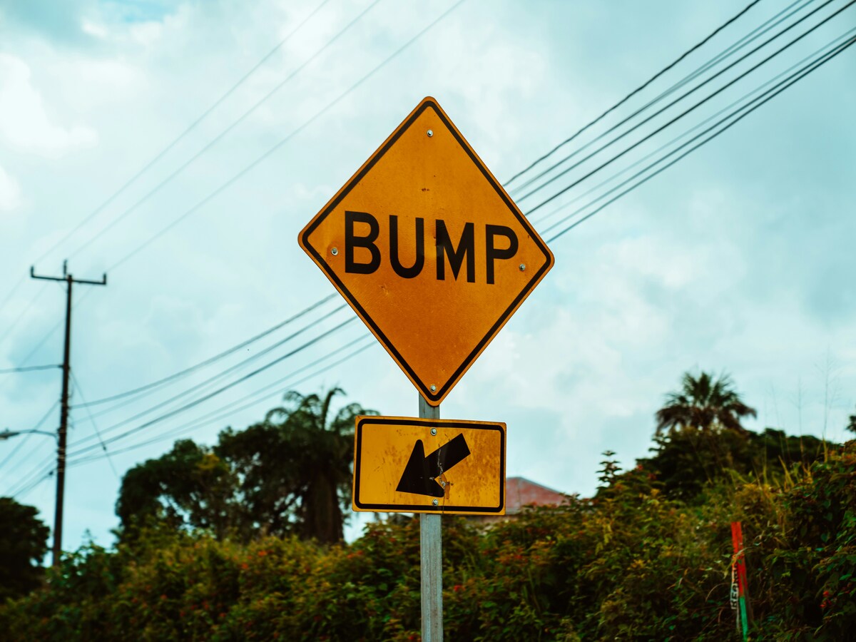 The Impact of Regulatory Changes on Multi-Message Traffic Signs