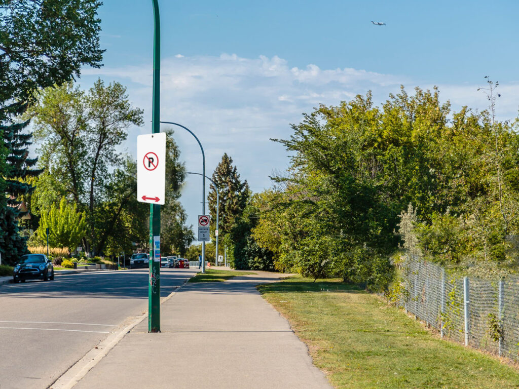 How Loading Zone Signs Compare to No Stopping and Clearway