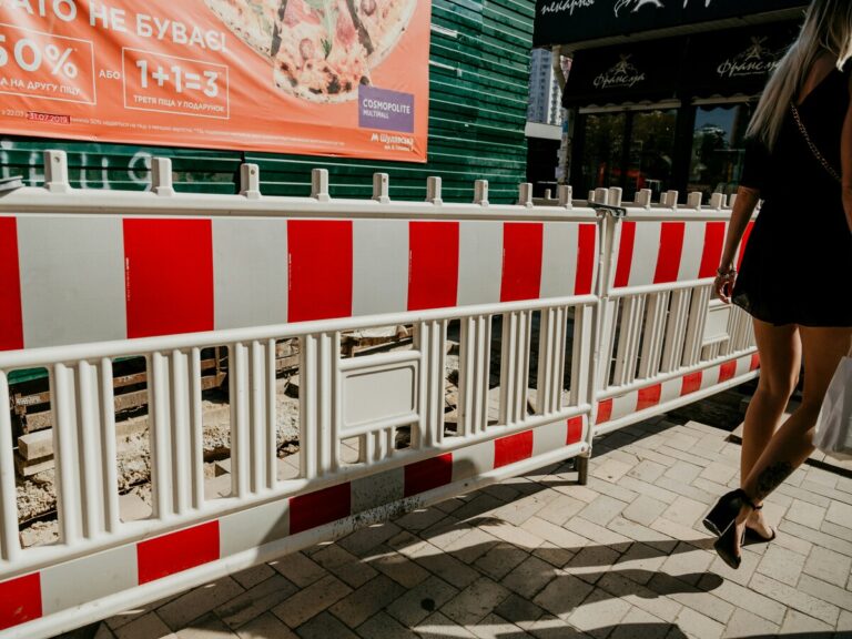 Barrier vs. Barricade: Key Differences for Road Safety Projects