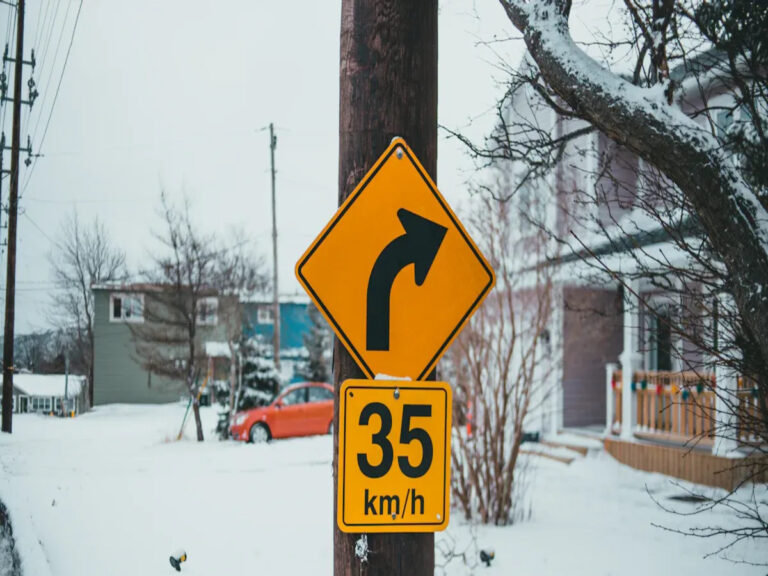 What Sets Yellow Speed Limit Signs Apart from White Speed Signs