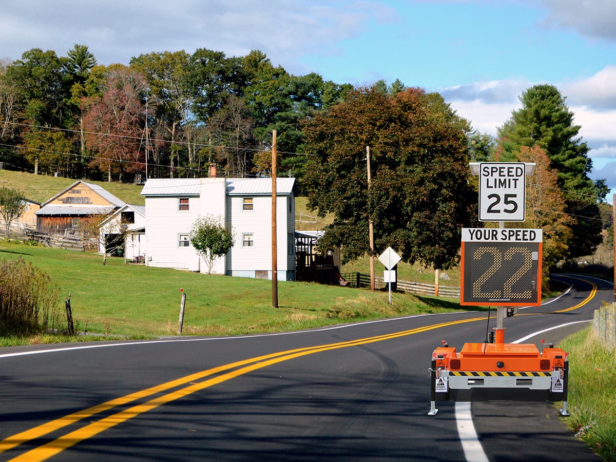 Do Radar Speed Signs Include Speed Limit Signs?