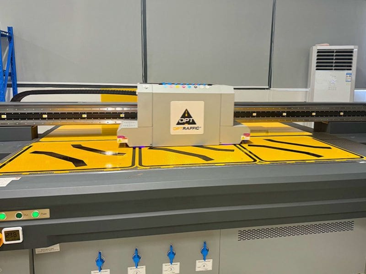 Drilling First vs. Laminating First: Traffic Sign Manufacturing Method