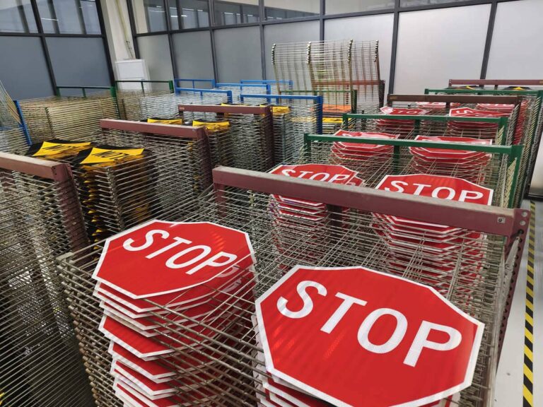 What a Stop Slow Sign Means in Road Construction